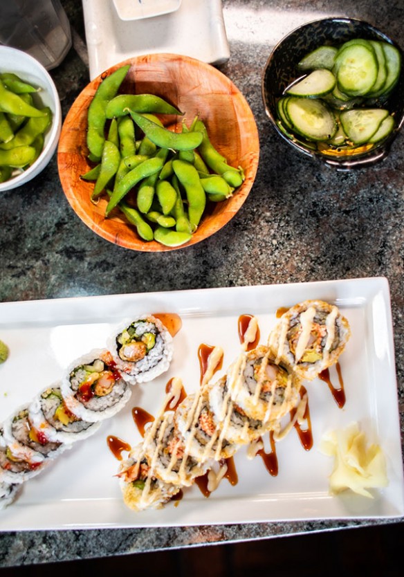 HAPPY HOUR at Off the Hook Sushi Bar Monday, Thursday & Friday 🍣